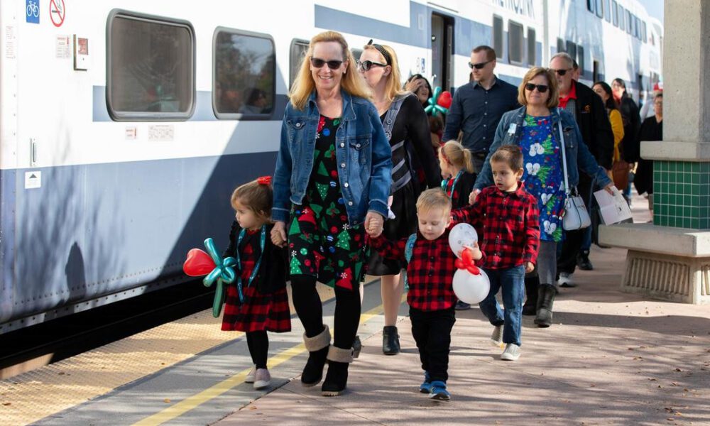 METROLINK $10 HOLIDAY PASS OFFERS BUDGET-FRIENDLY TRAVEL OPTION FOR THE ...