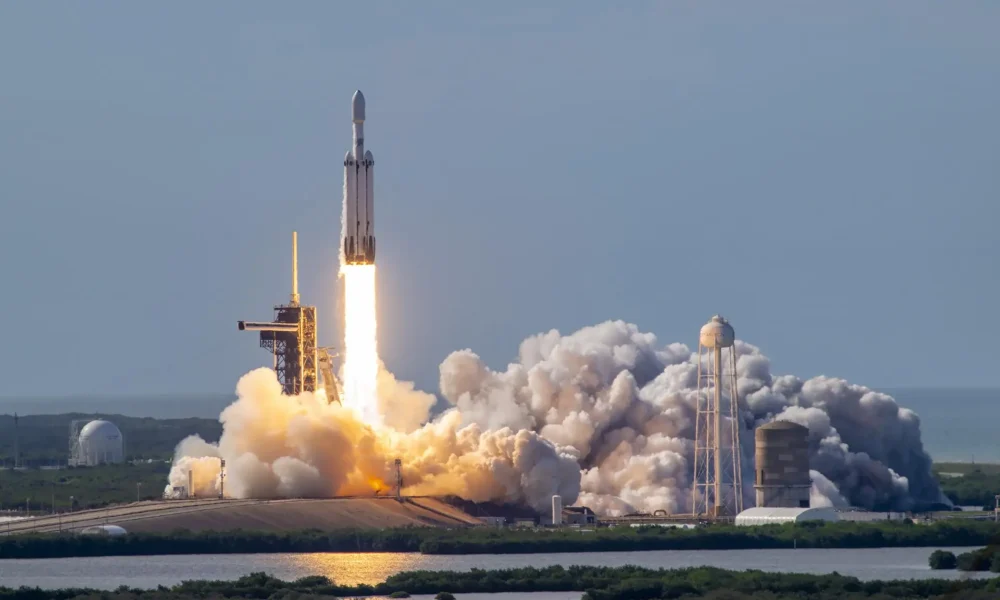 NASA and SpaceX Launch NOAA’s Latest Weather Satellite, GOES-U, on ...